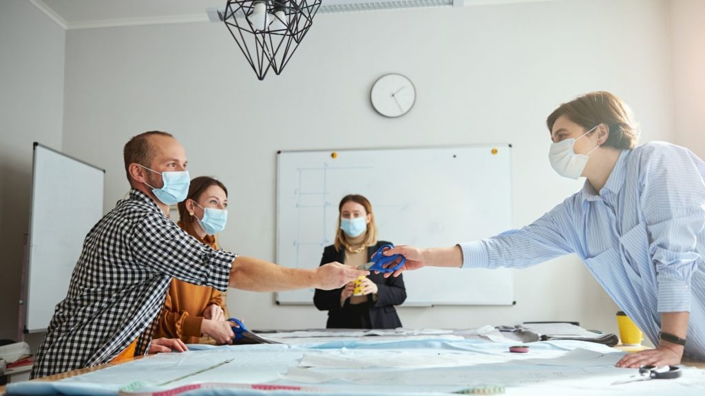 Why split your dev teams from your support teams. - Cafeto Software